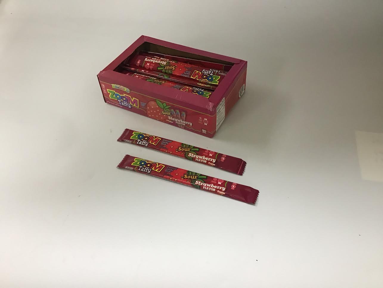 Zoom Stick Sour Strawberry - Oppenheimer